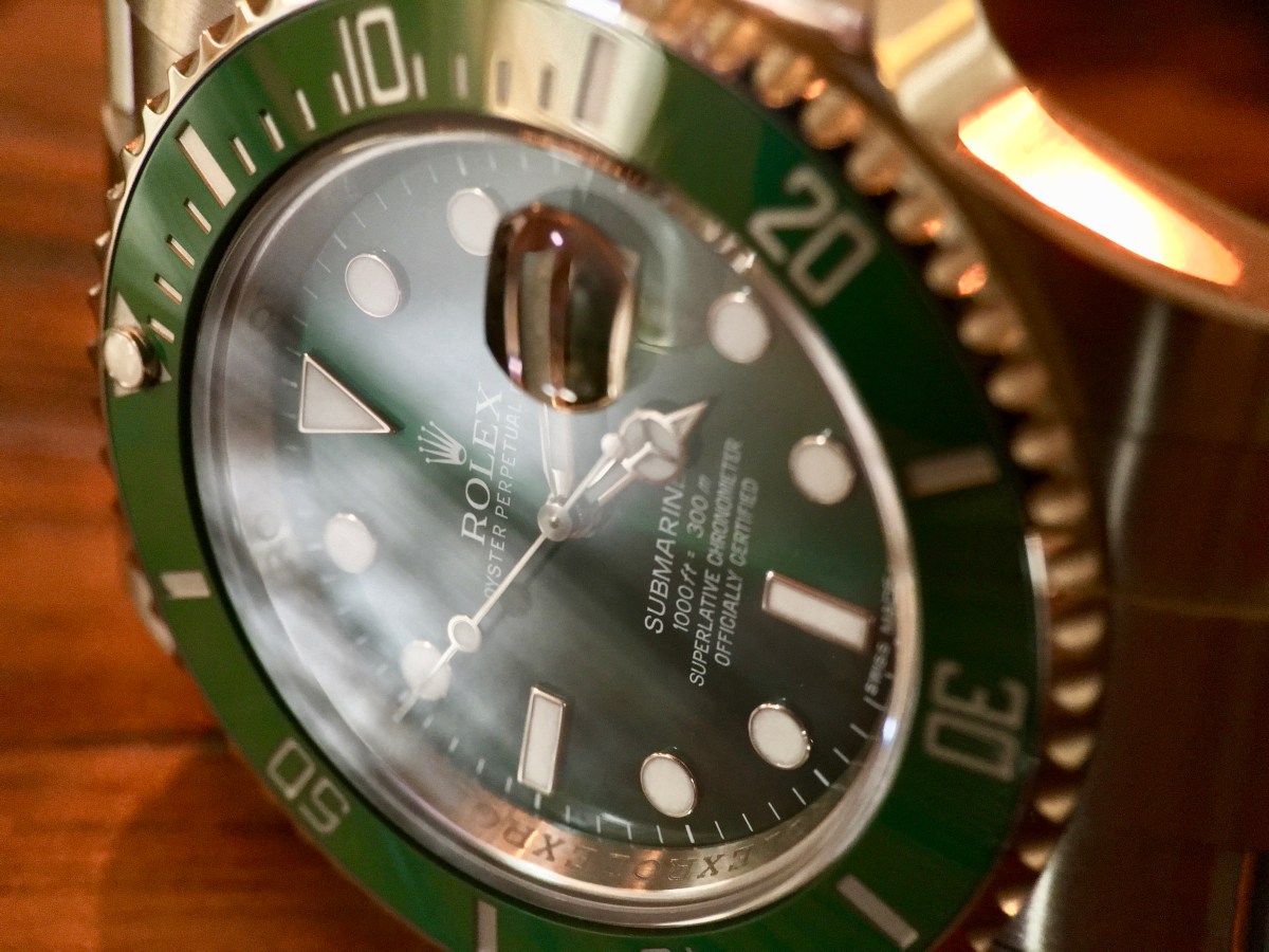 Review: Meet the Hulk – The Green-on-Green Rolex Submariner – wrist.blog